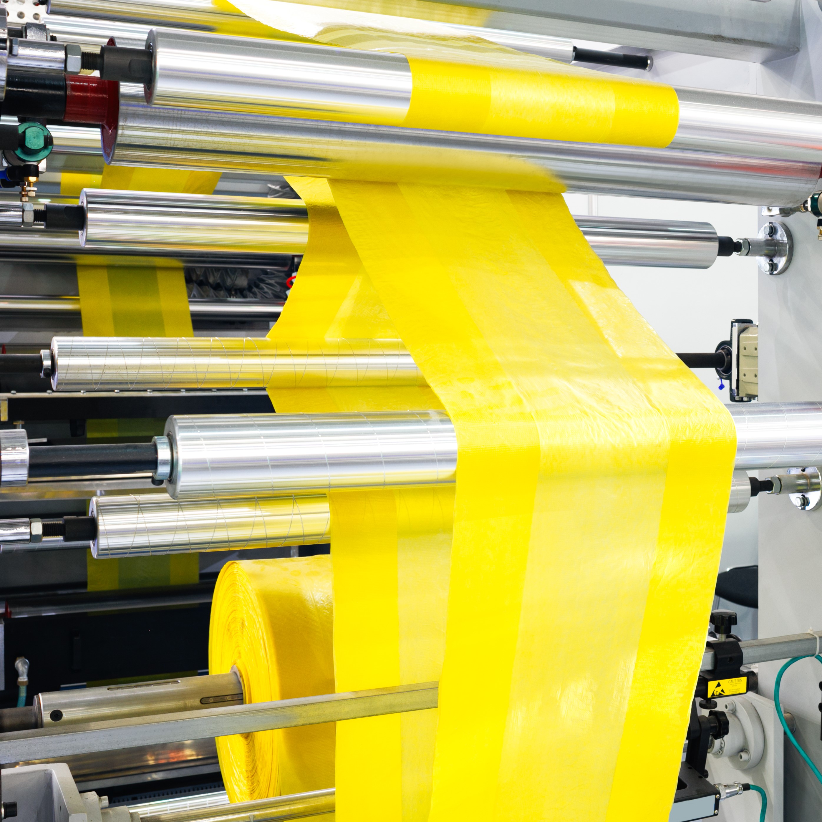 UPM Raflatac reveals “benchmark-setting” lineless label technology for ...