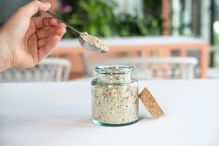 Symrise expands operations in France to produce new chicken powders